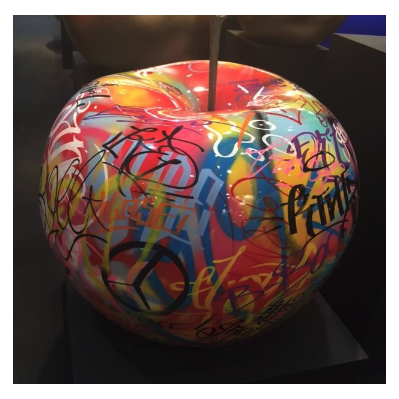 Apple Sculpture Graffiti diameter 47 cm Bull & Stein