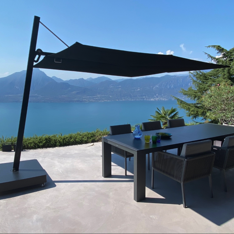 Cantilever Straight Umbrella 3x3 - VERSA UX FULL BLACK UMBROSA