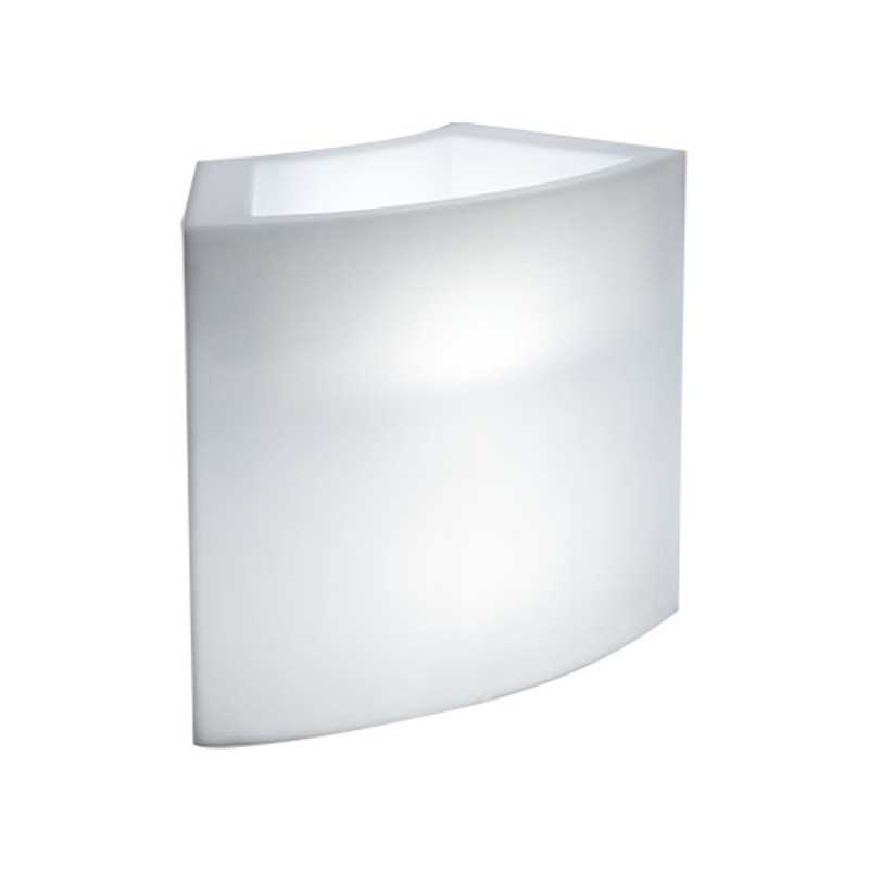 Wireless Lighted Ice Tray Slide Design