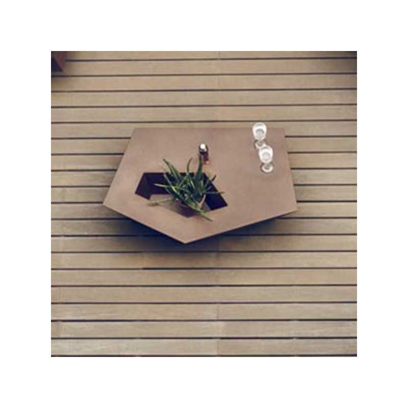 Faz Coffee Table Lacquered Outdoor Table with Planter by Vondom