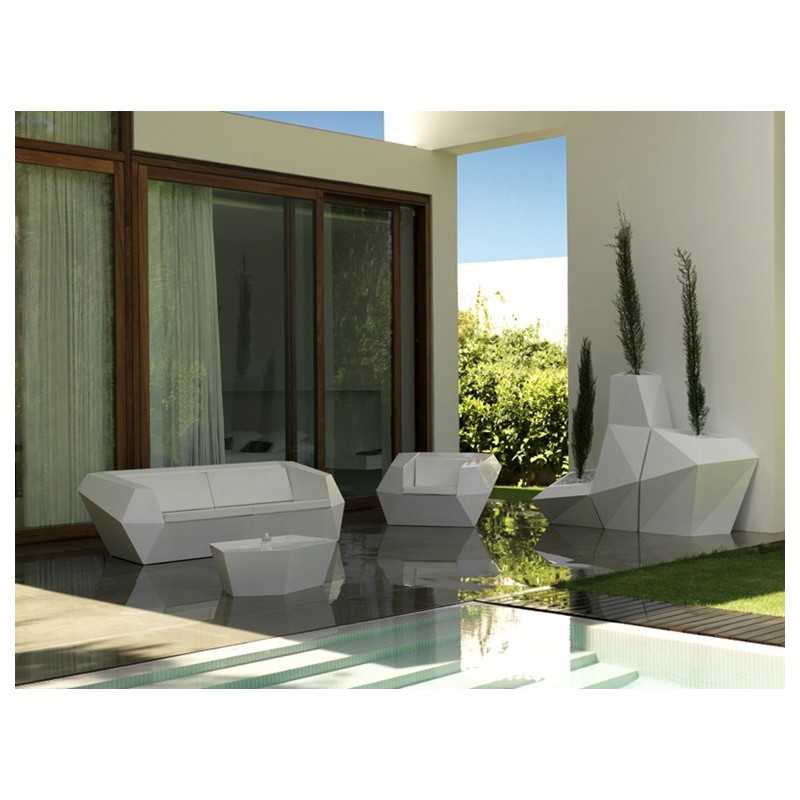 Faz Coffee Table Lacquered Outdoor Table with Planter by Vondom