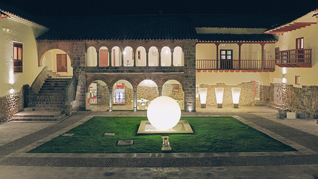 Light ball for terrace and garden: a fabulous design object - Barazzi Blog