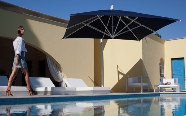 Parasol professionnel résistant au vent fort, le guide 2025 - Barazzi